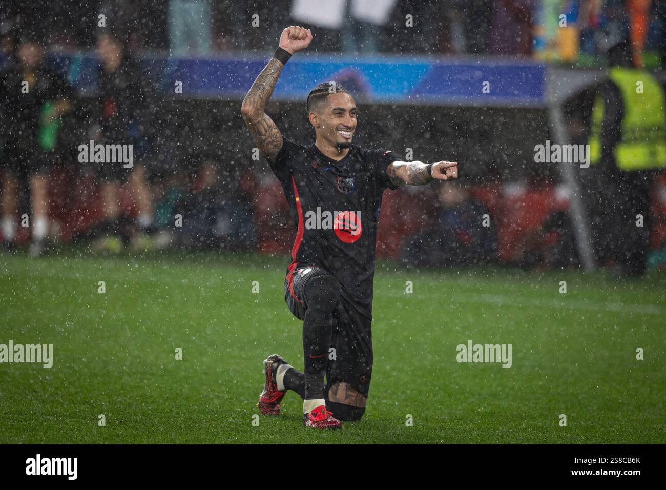 Raphael Dias Belloli (Raphinha) of FC Barcelona celebrates a goal ...