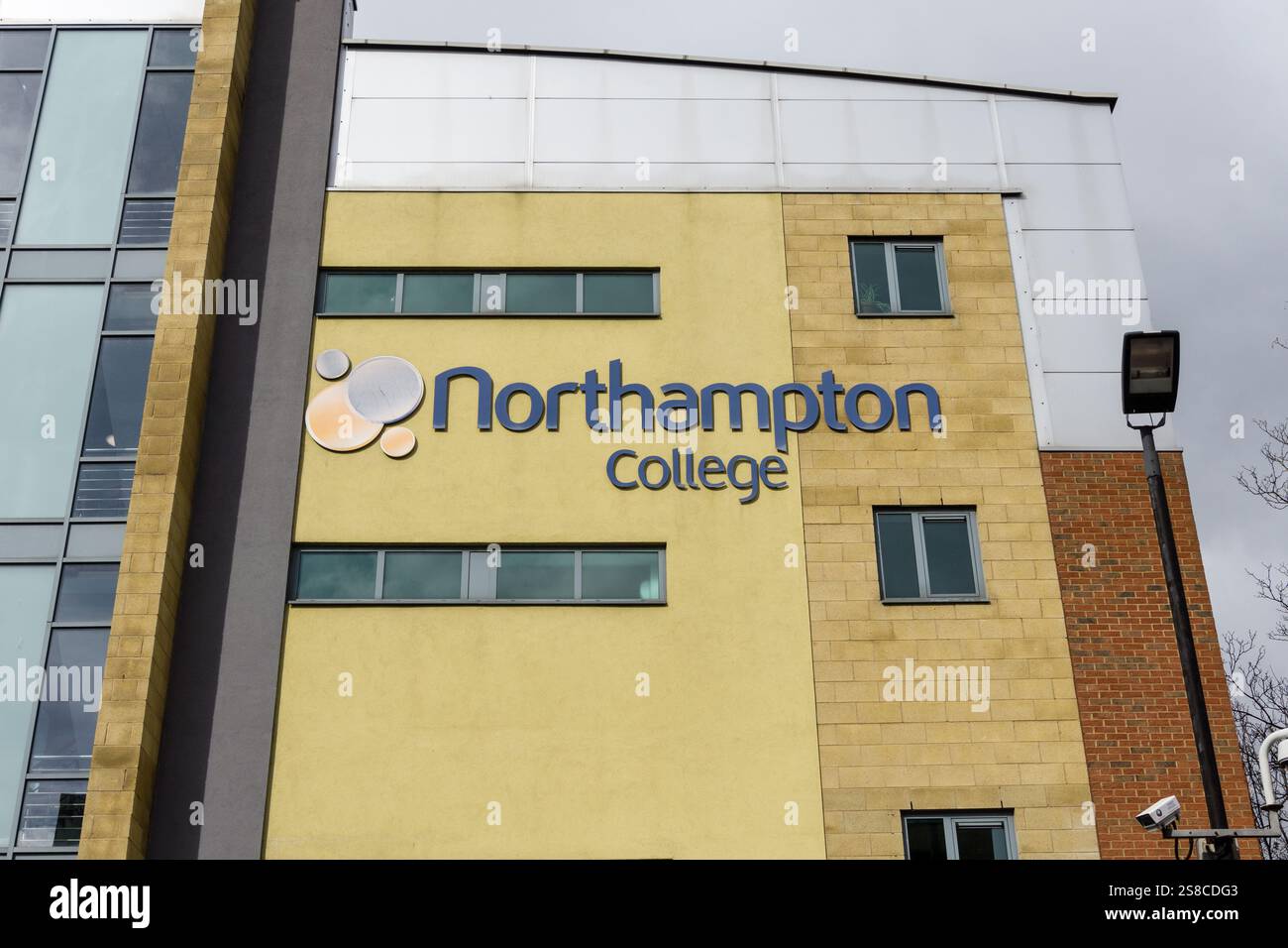 Modern building housing Northampton College, The Mounts, Northampton ...