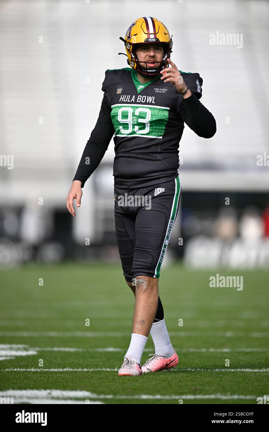 Team Aina kicker Dragan Kesich (93), of Minnesota, warms up during the ...