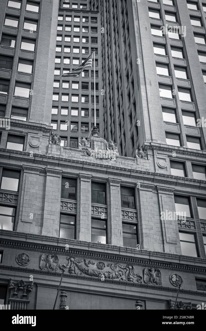 Monochrome photo of Equitable Building built in 1915. Lower Manhtattan ...