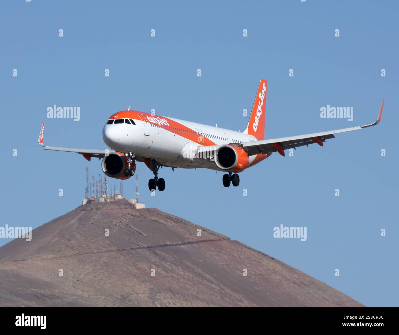 An Airbus A321NEO of Easyjet approaching Arrecife Lanzarote Airport ...