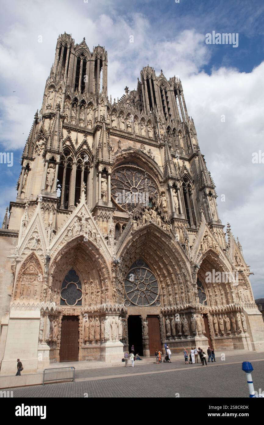 facade of the gothic cathedral of Reims in France Stock Photo - Alamy
