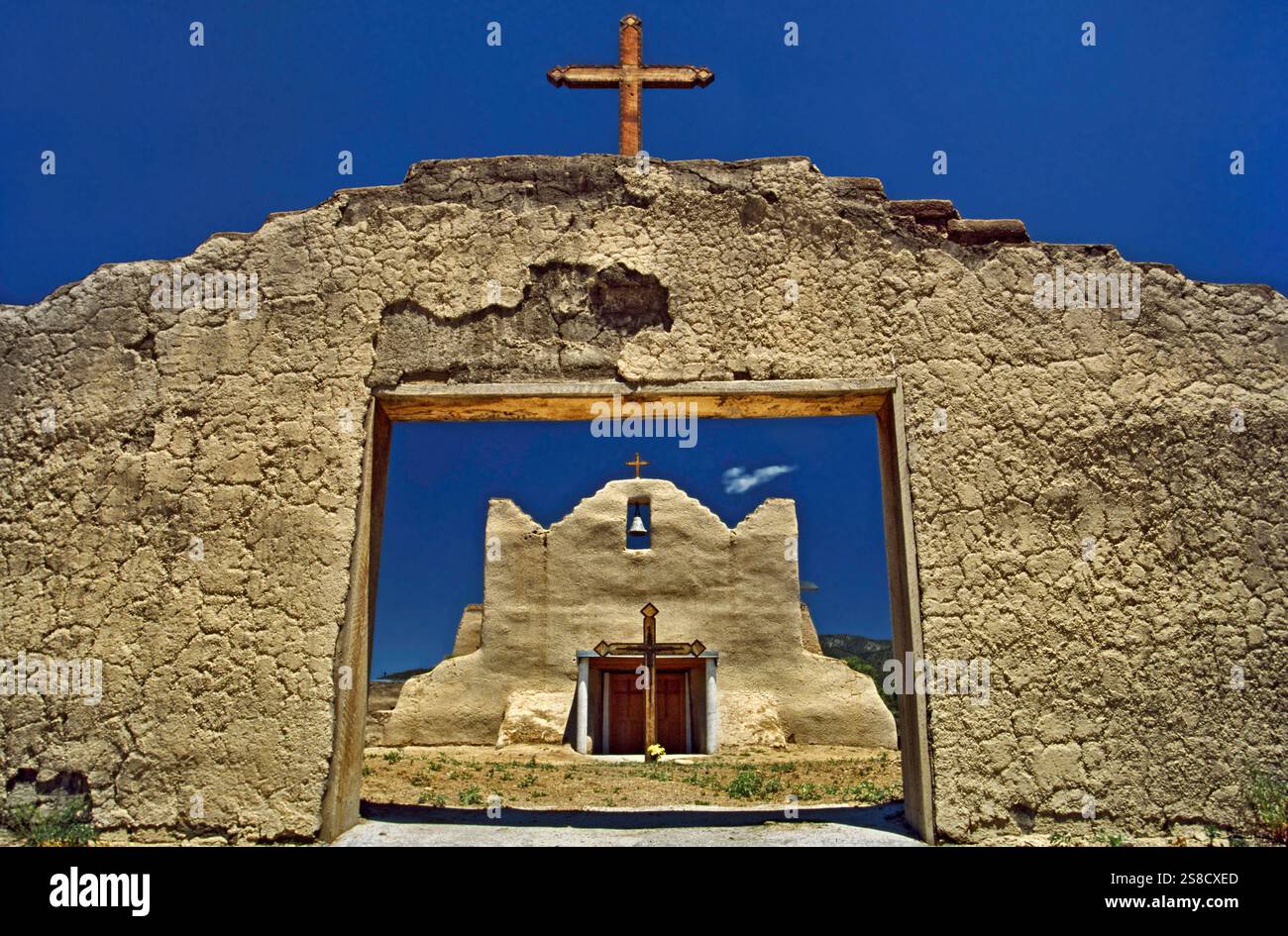 San Lorenzo de Picurís Church at adobe building, 1776, gate at Picuris ...