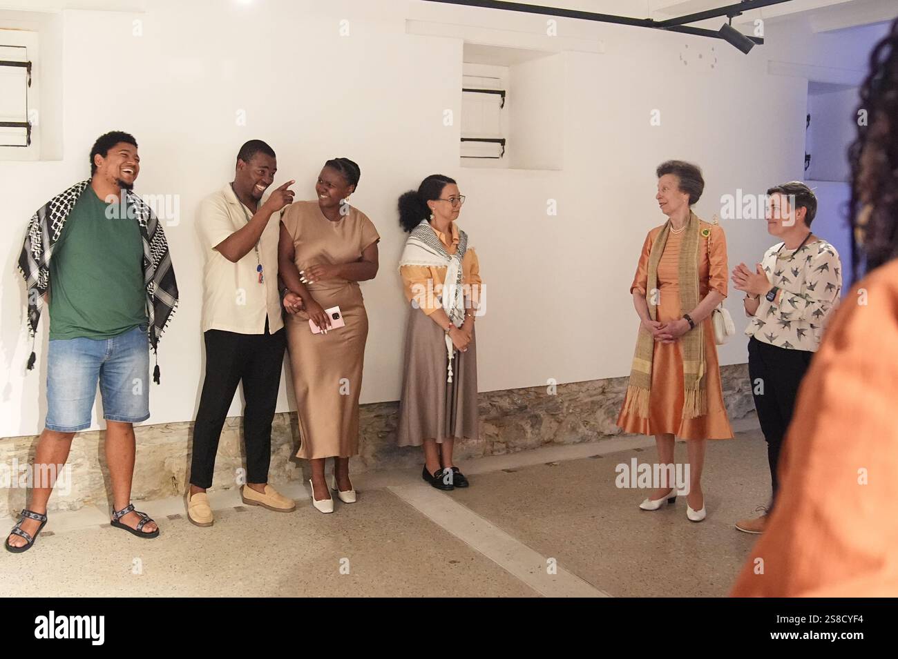 January 2025 people town hi-res stock photography and images - Alamy