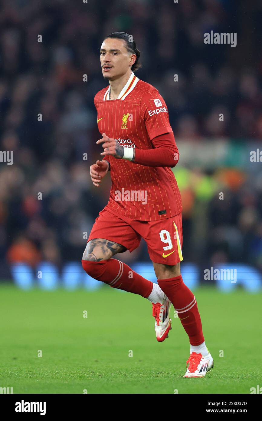 Liverpool, UK. 21st Jan, 2025. Liverpool's Darwin Nunez looks on during ...