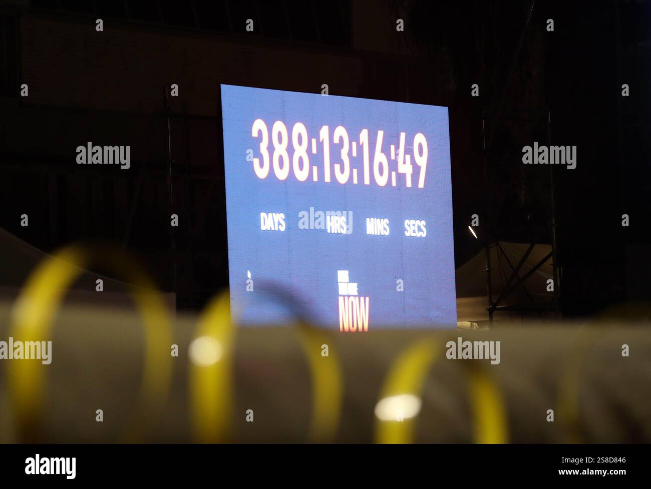 Hostage square tel aviv hi-res stock photography and images - Alamy