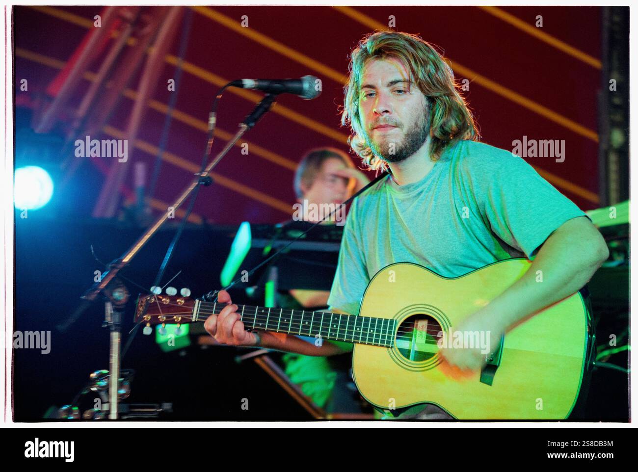 DOVES, EARLY CONCERT, 1999: A young early career picture of singer Jimi ...