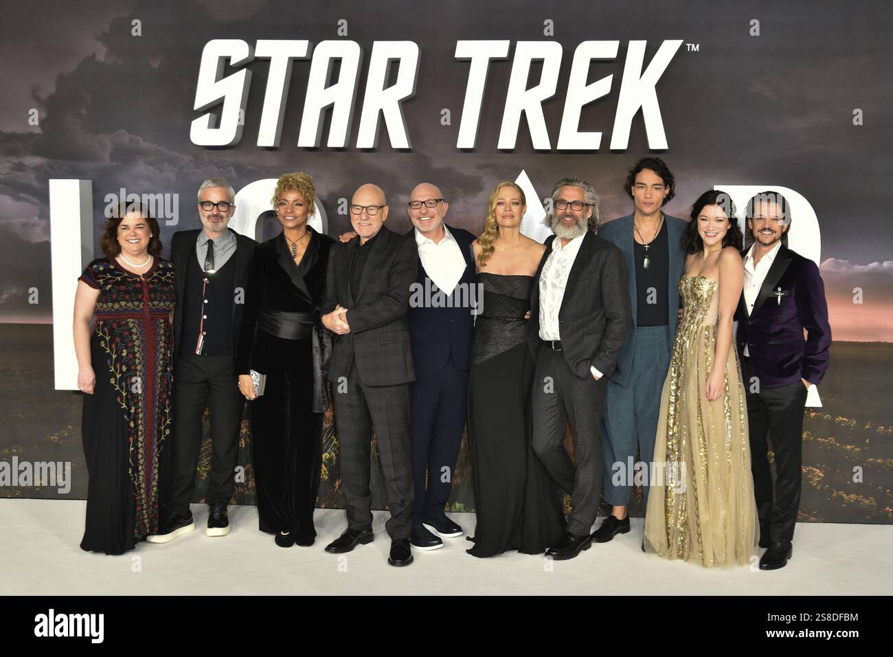 Kirsten Beyer, Alex Kurtzman, Michelle Hurd, Patrick Stewart, Akiva ...