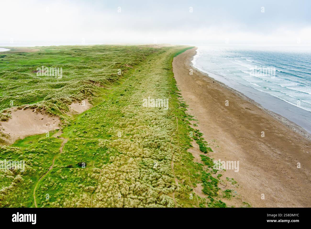 Inch beach, wonderful 5km long stretch of glorious sand and dunes ...