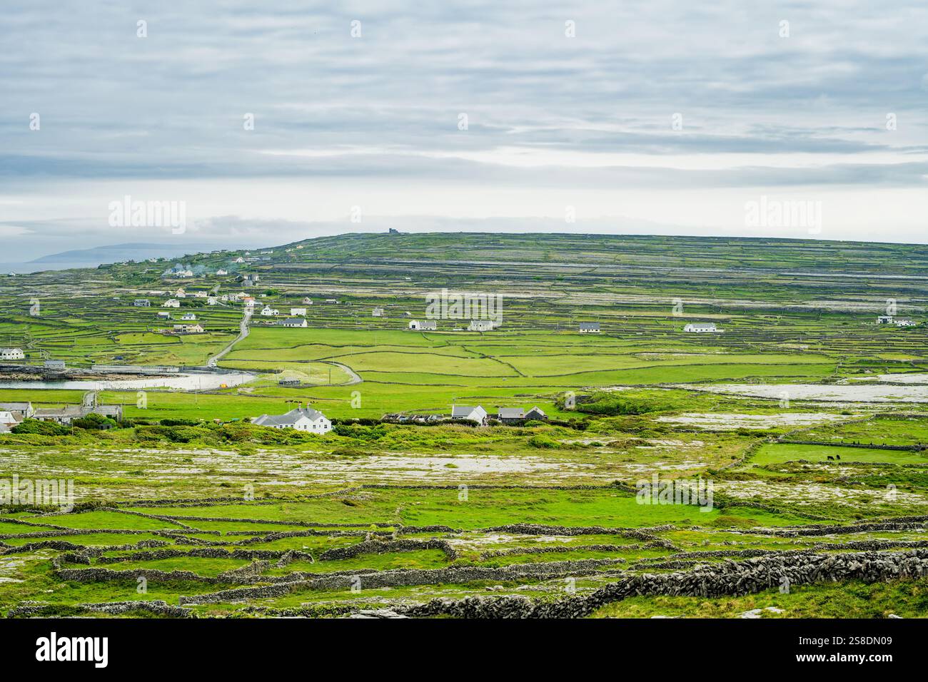 Inishmore or Inis Mor, the largest of the Aran Islands in Galway Bay ...