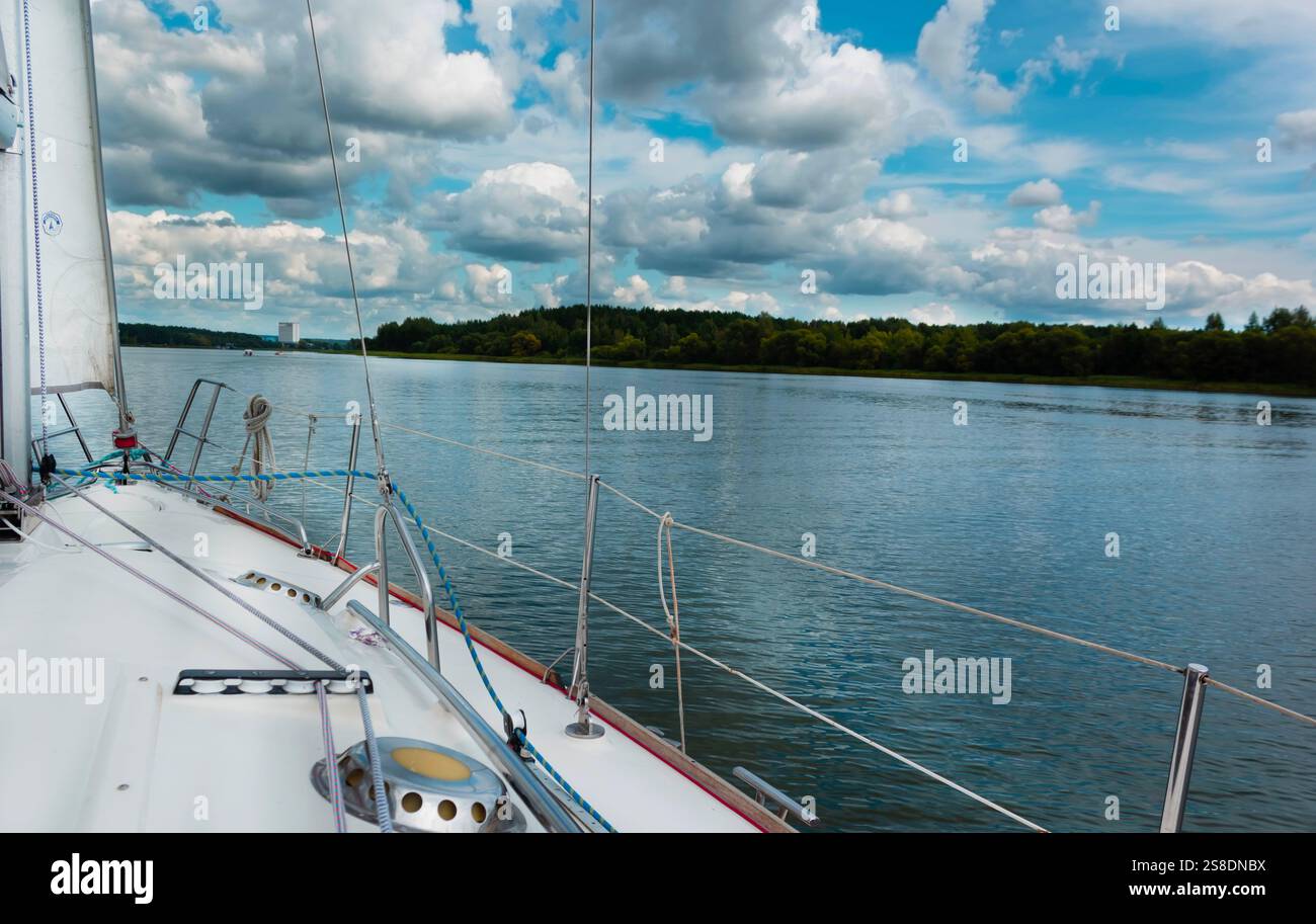 Top view snow white sailboat hi-res stock photography and images - Alamy