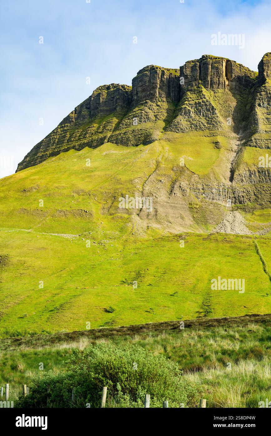 Benbulbin, aka Benbulben or Ben Bulben, iconic landmark, large flat ...