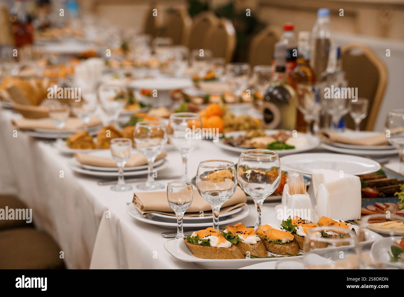Elegant Banquet Table Set for a Lavish Feast with Assorted Dishes and Fine Glassware Stock Photo ...