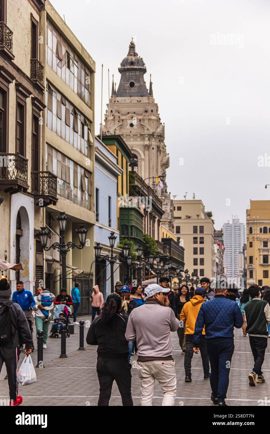 Cercado de lima hi-res stock photography and images - Alamy