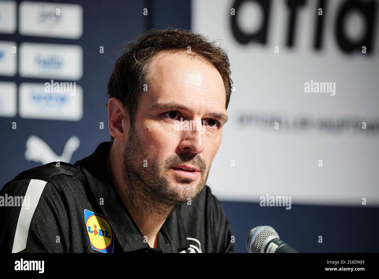 Benjamin Chatton (Deutschland, Manager) DEN, Pressekonferenz ...