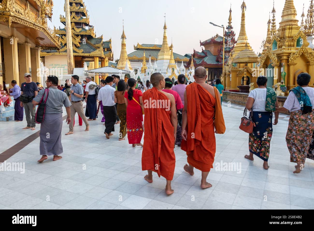 Buddhist monks in burma hi-res stock photography and images - Alamy