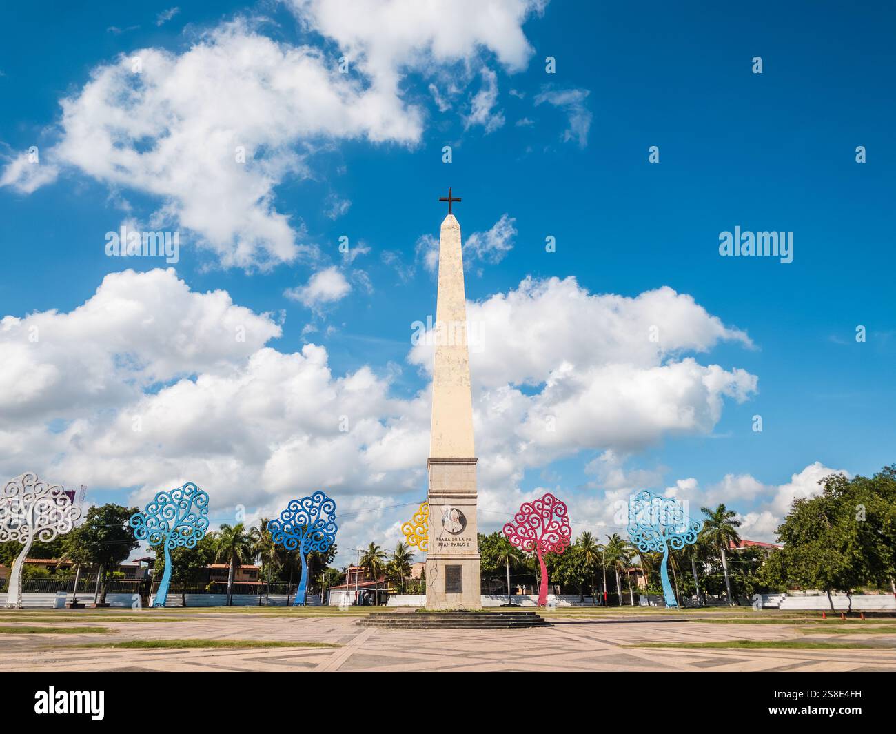 Plaza de la Fe Juan Pablo II (John Paul II Faith Square) - Managua ...