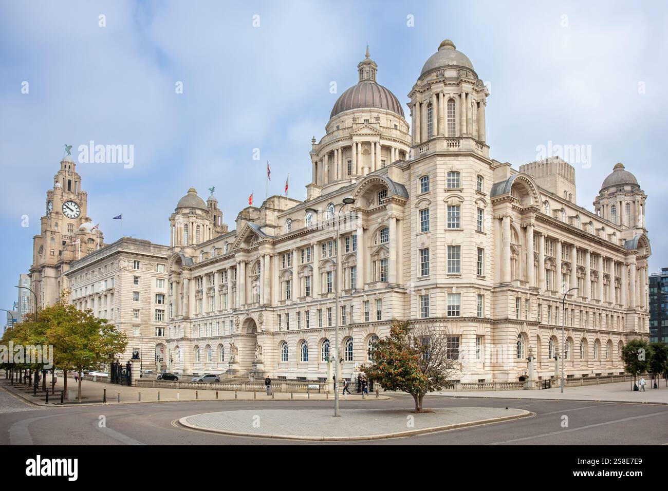 The Royal Liver Building, The Cunard Building and the Port of Liverpool ...