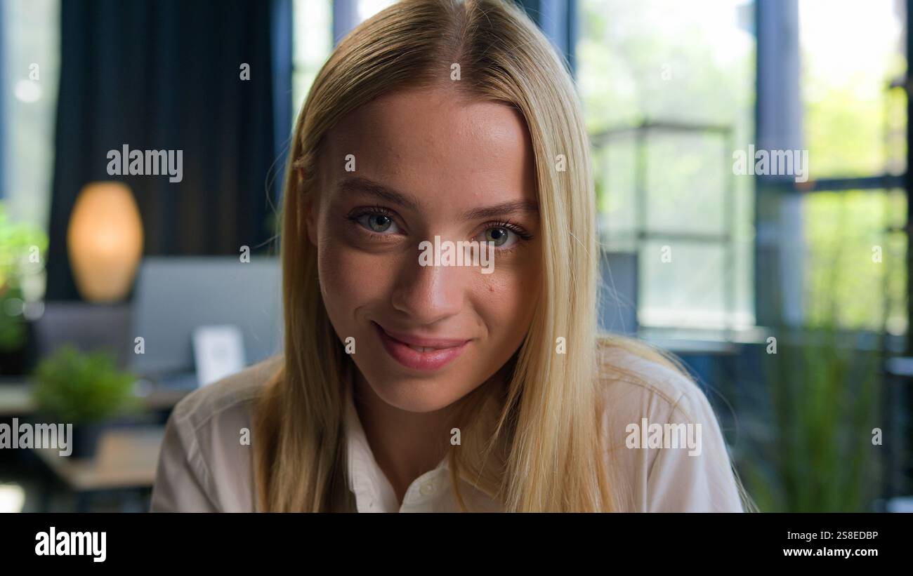 Head shot female portrait close-up woman face smiling beautiful ...