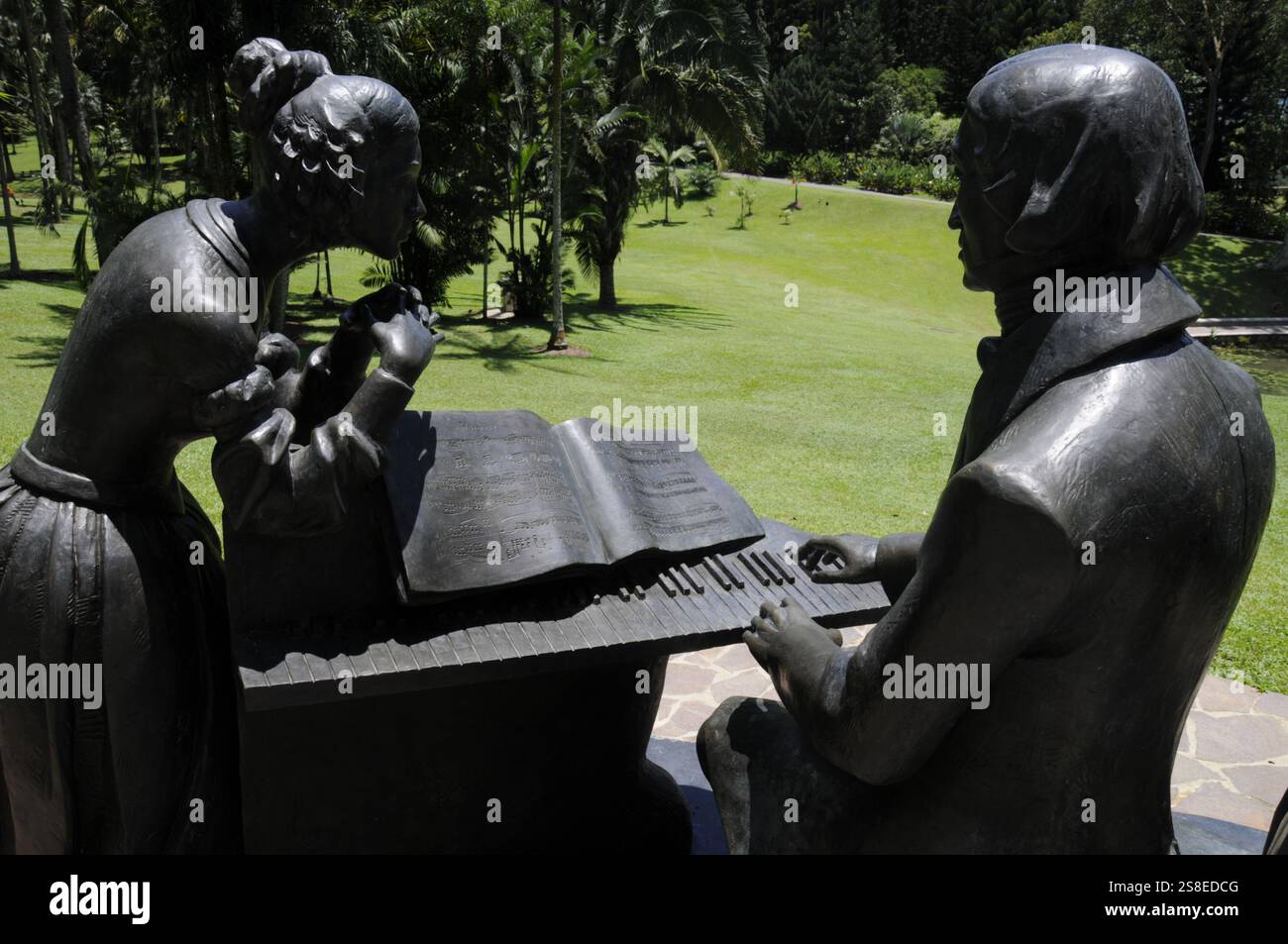 A sculpture of Frederick Chopin 1810-840 beside the Symphony lake in ...