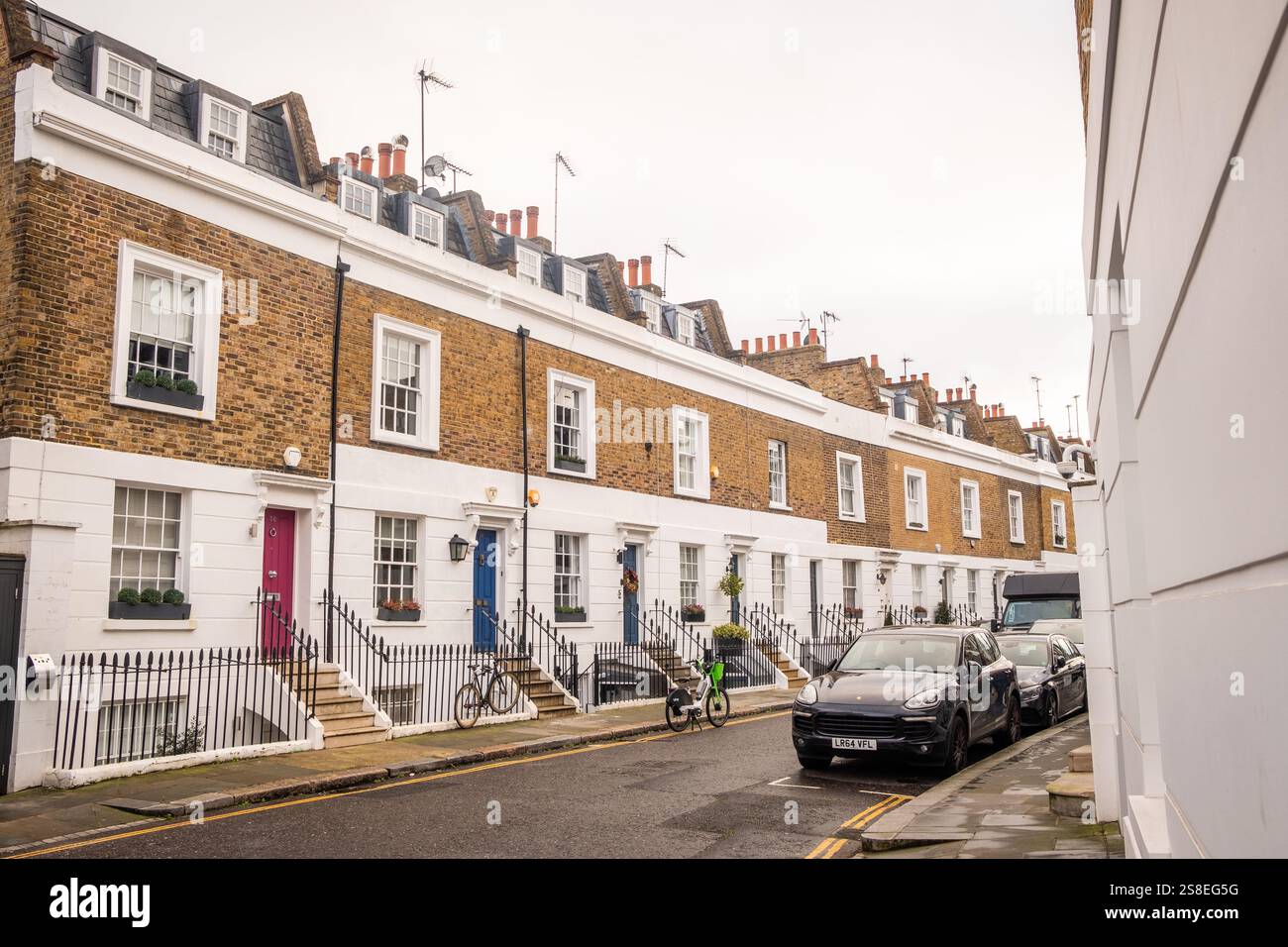 LONDON- JANUARY 7, 2025: Ovington Street in SW3 Chelsea- upmarket ...