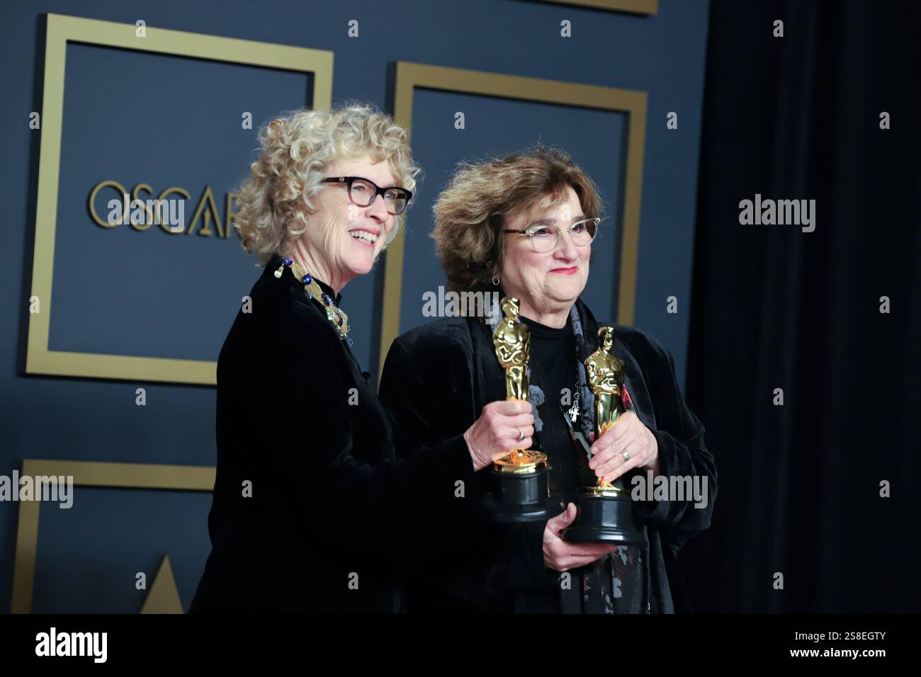 Barbara Ling and Nancy Haigh - Production Design - Once Upon A Time ...