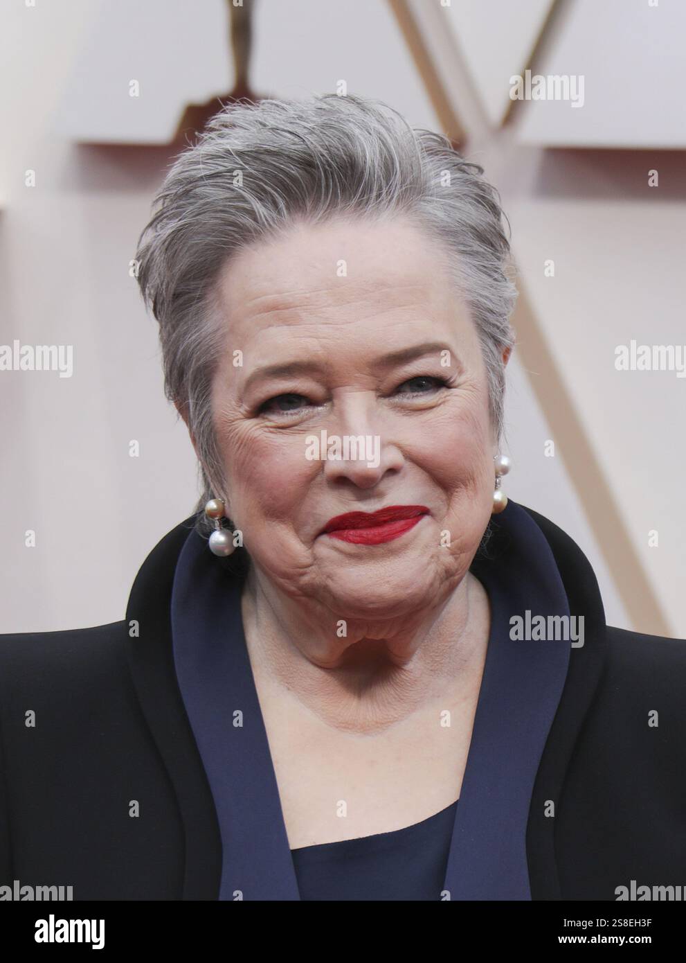 Kathy Bates arriving at the 92nd Annual Academy Awards at Hollywood and ...