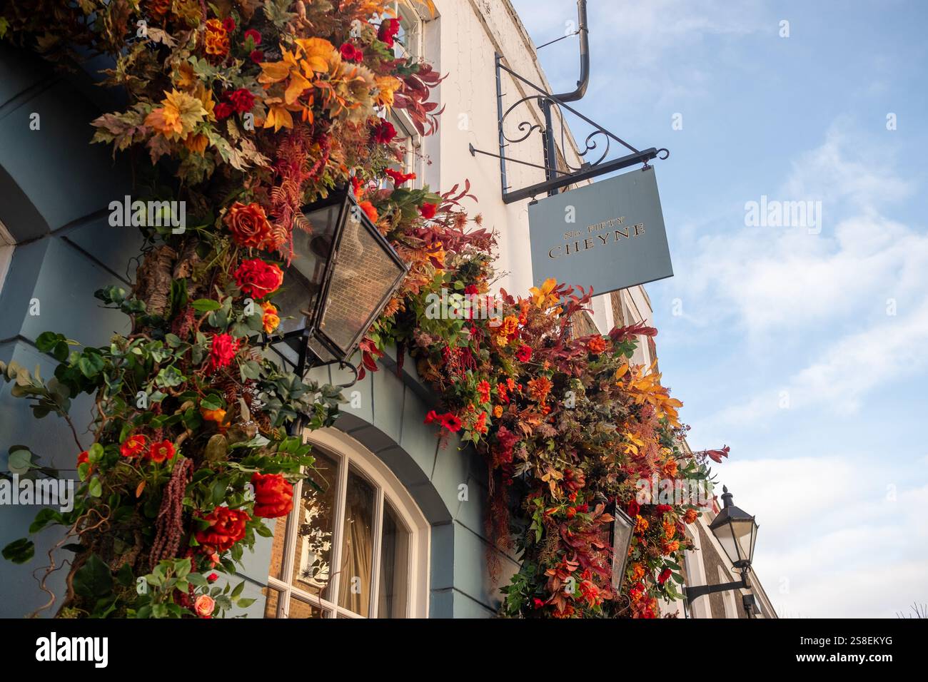 LONDON- JANUARY 14, 2025: No 50 Cheyne, an upmarket brasserie ...