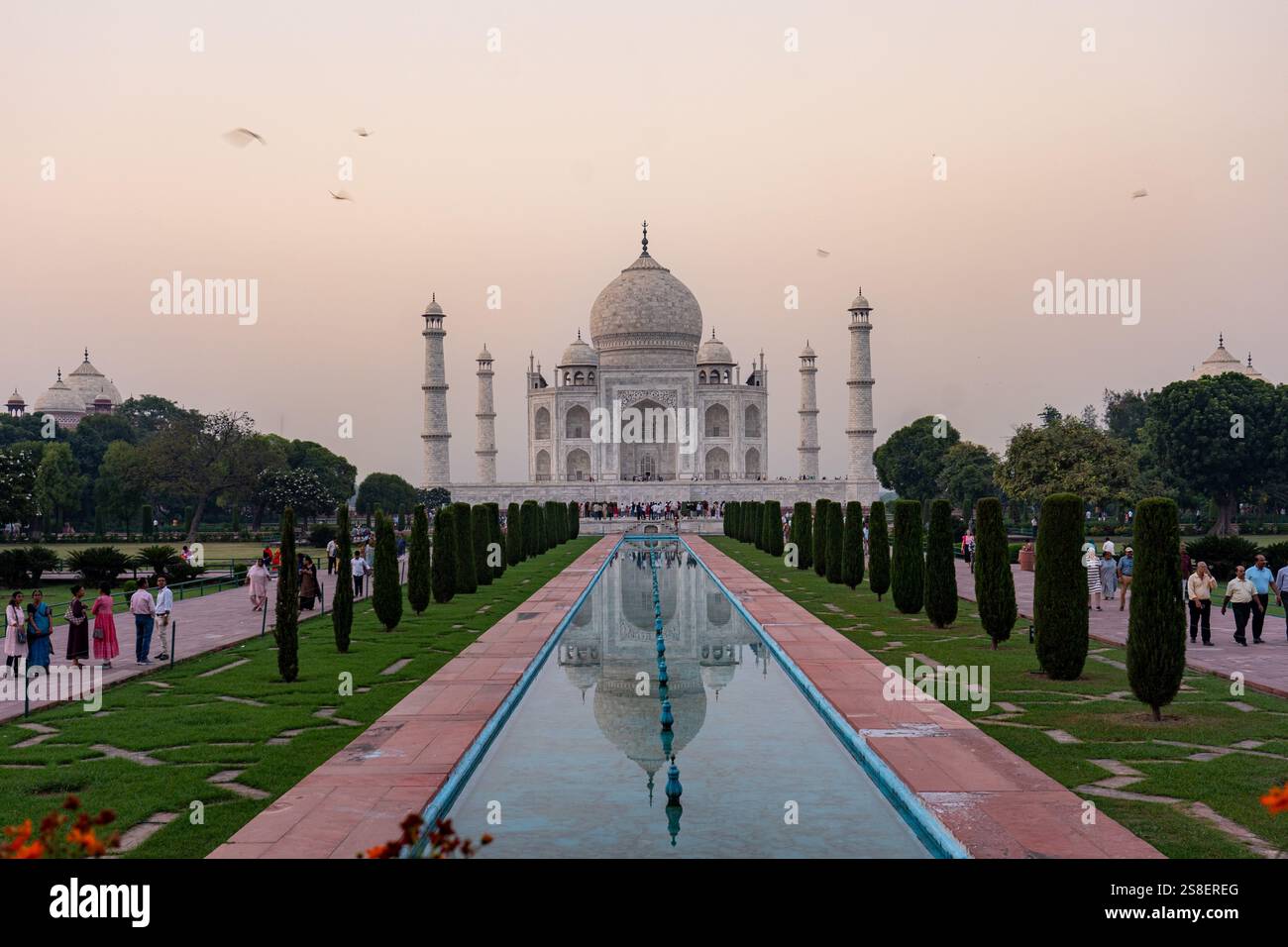 India. Uttar Pradesh state. Agra. Taj Mahal. General view of the Taj ...