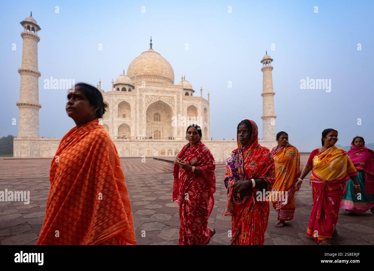 India. Uttar Pradesh state. Agra. Taj Mahal. White marble mausoleum ...