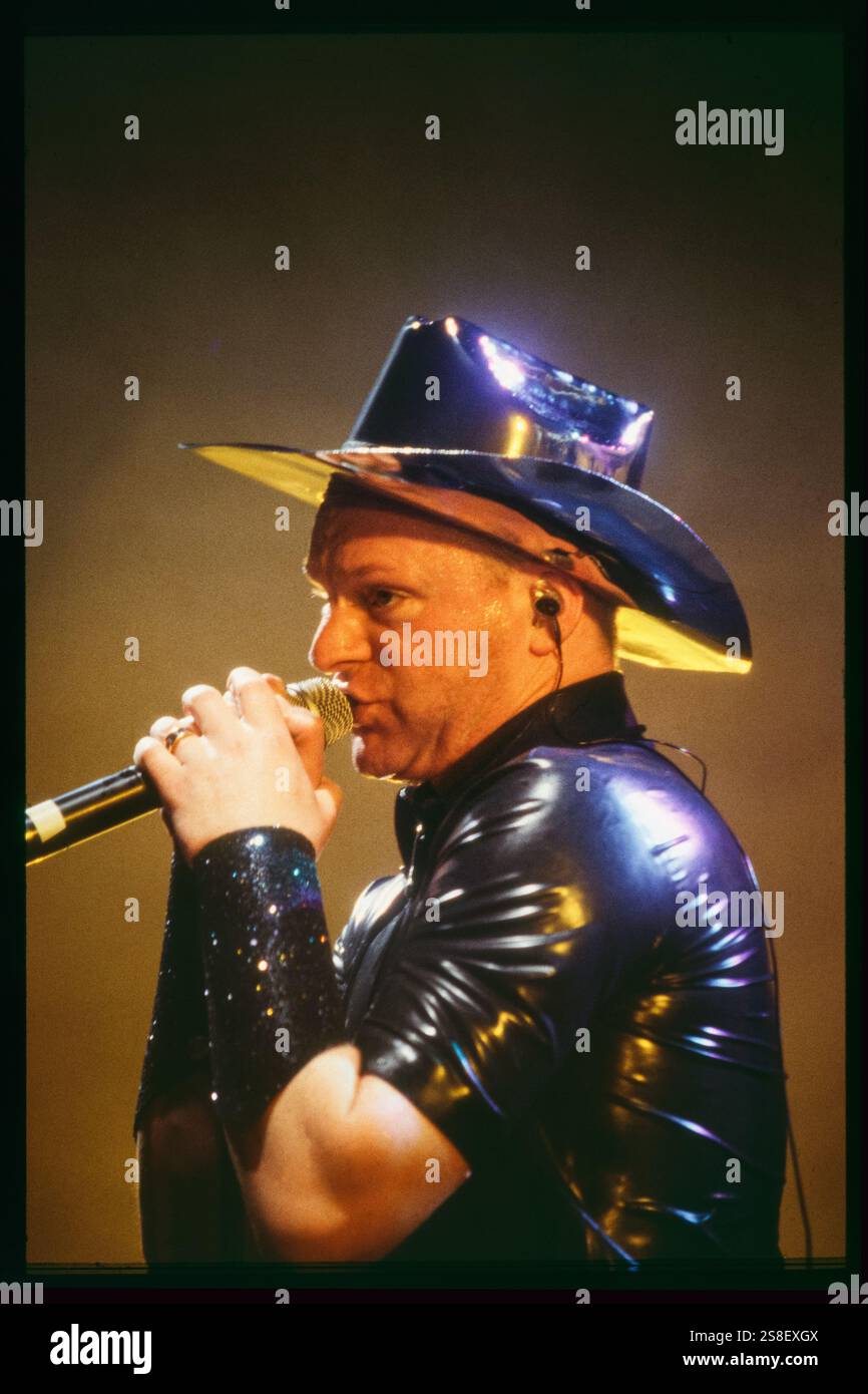 ANDY BELL, ERASURE, 1997: Andy Bell of Erasure live at Cardiff ...