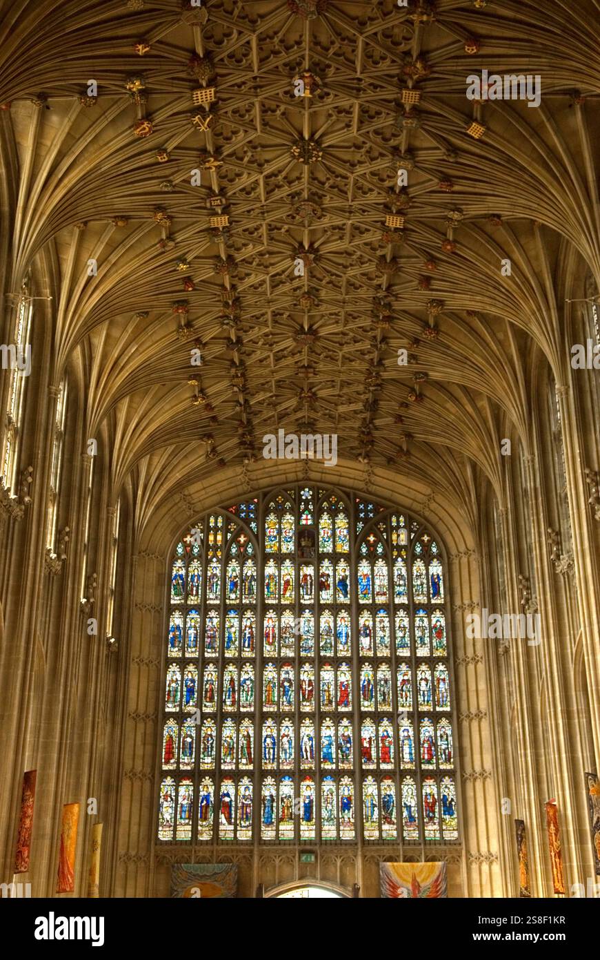 Saint Georges Chapel ceiling and stained glass window. Windsor Castle ...