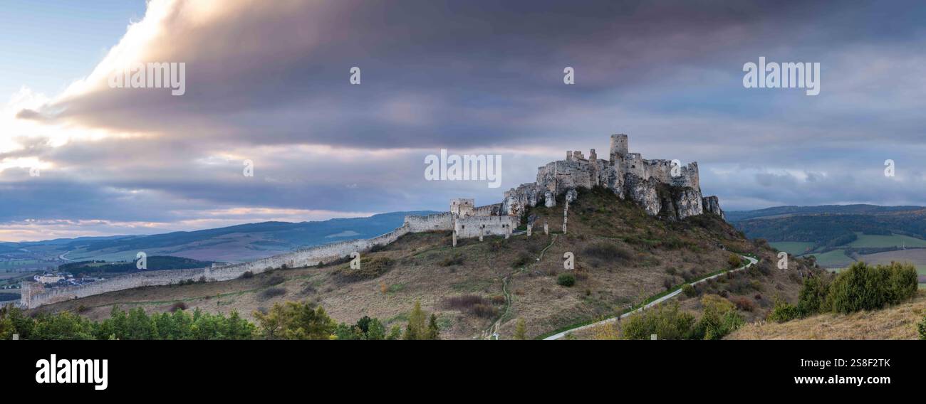 Exploring the Iconic Spis Castle, Slovakia’s Medieval Architectural Gem ...