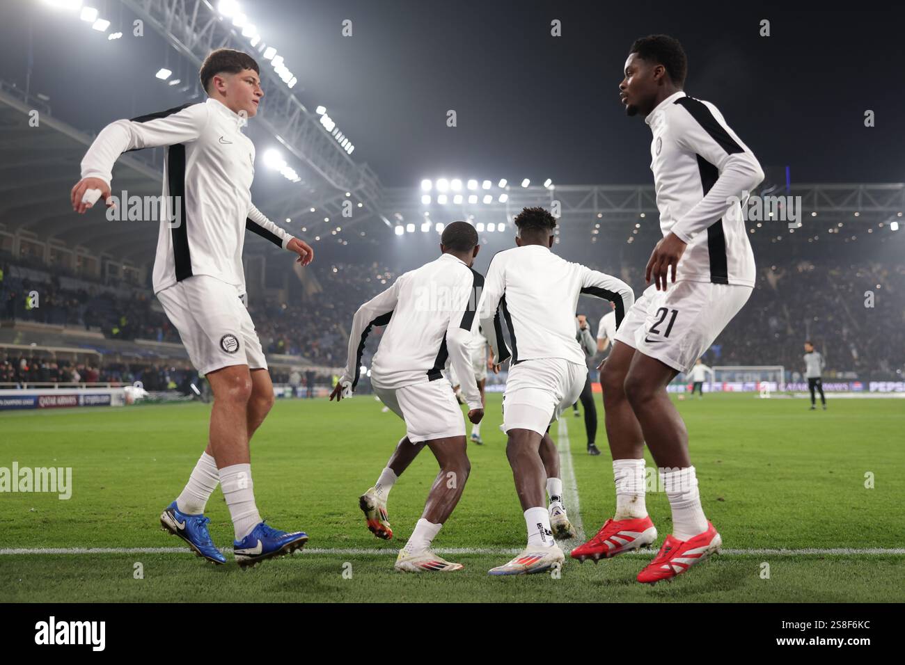 Bergamo, Italy, 21st January 2025. Arjan Malic and Tochi Chukwuani of ...