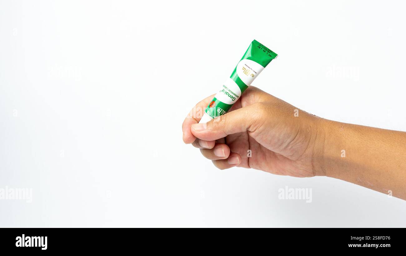 Hand holding genoint genoint hi-res stock photography and images - Alamy