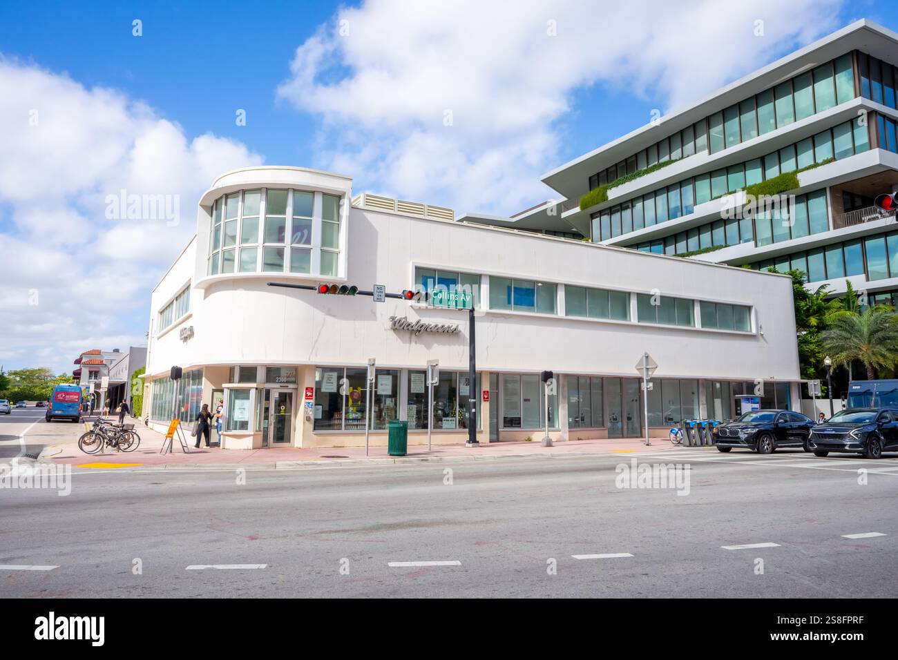 Miami Beach, FL, USA - January 10, 2025: Walgreens Miami Beach Collins ...