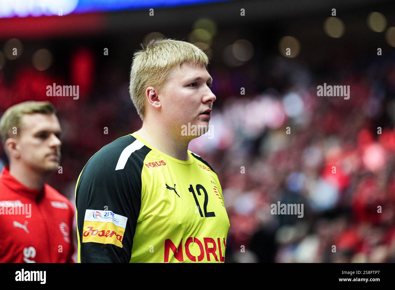 Emil Nielsen (Daenemark, #12) DEN, Daenemark vs. Deutschland, Handball ...