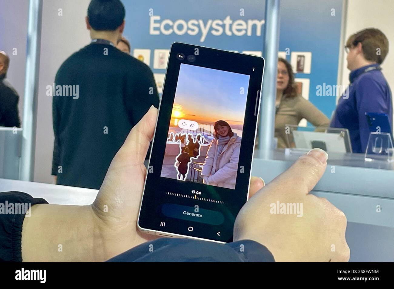 CORRECTS BYLINE - The new line of Samsung Galaxy S25 phones, with ...