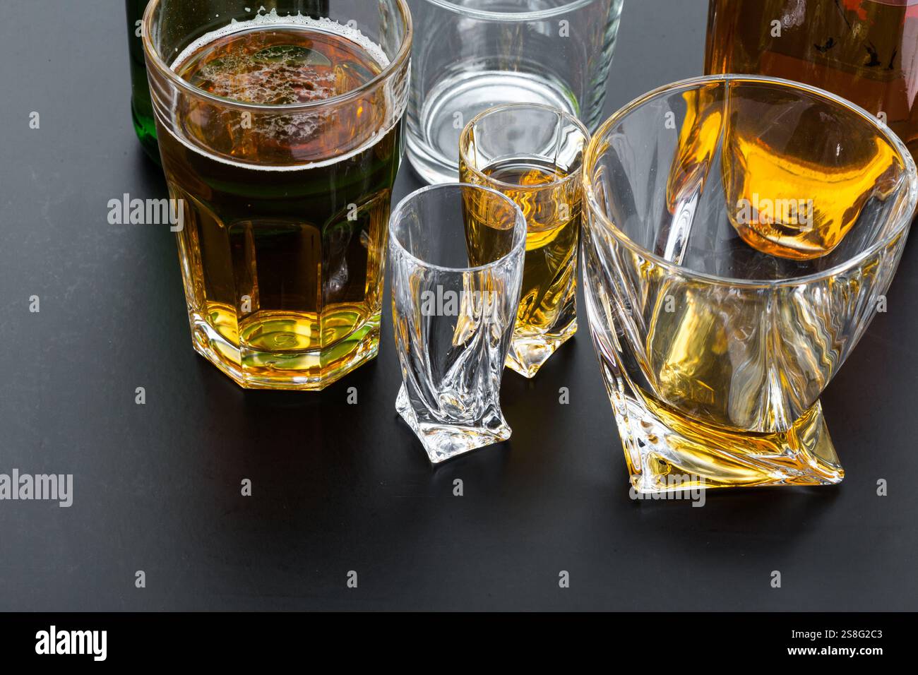 Car key on the bar with spilled alcohol Stock Photo - Alamy
