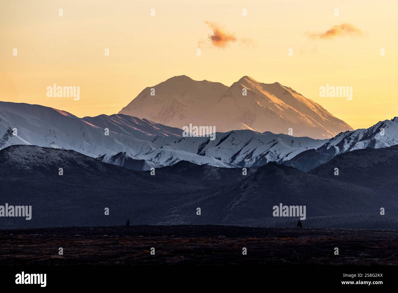 Denali (aka Mount McKinley Stock Photo - Alamy