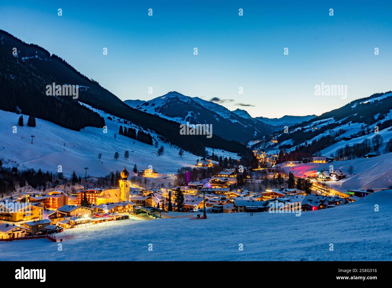 Saalbach-Hinterglemm: Saalach Valley, church and village Saalbach in ...