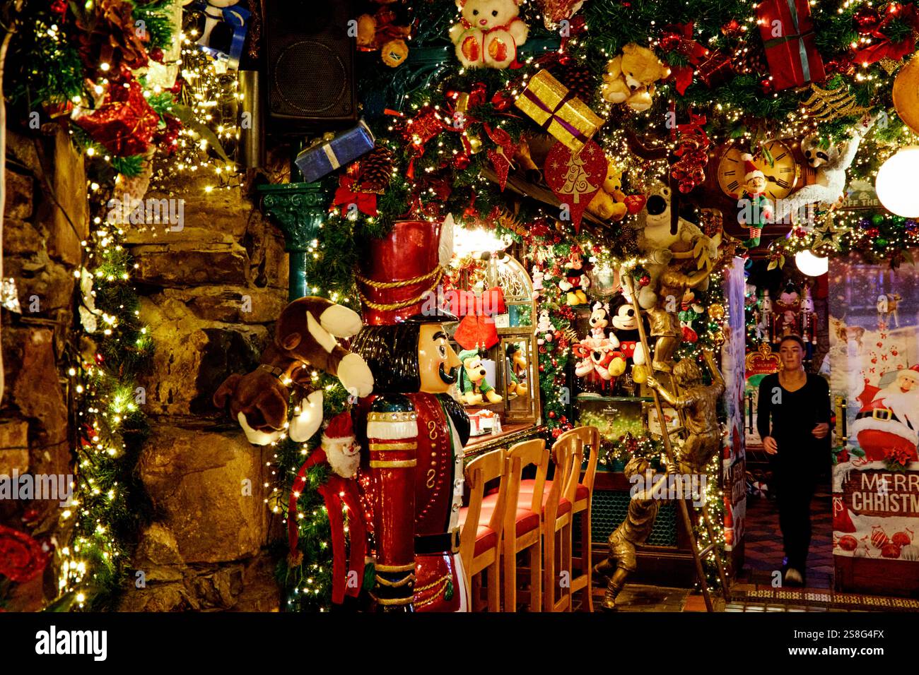 christmas decorations inside the hole in the wall pub dublin republic ...