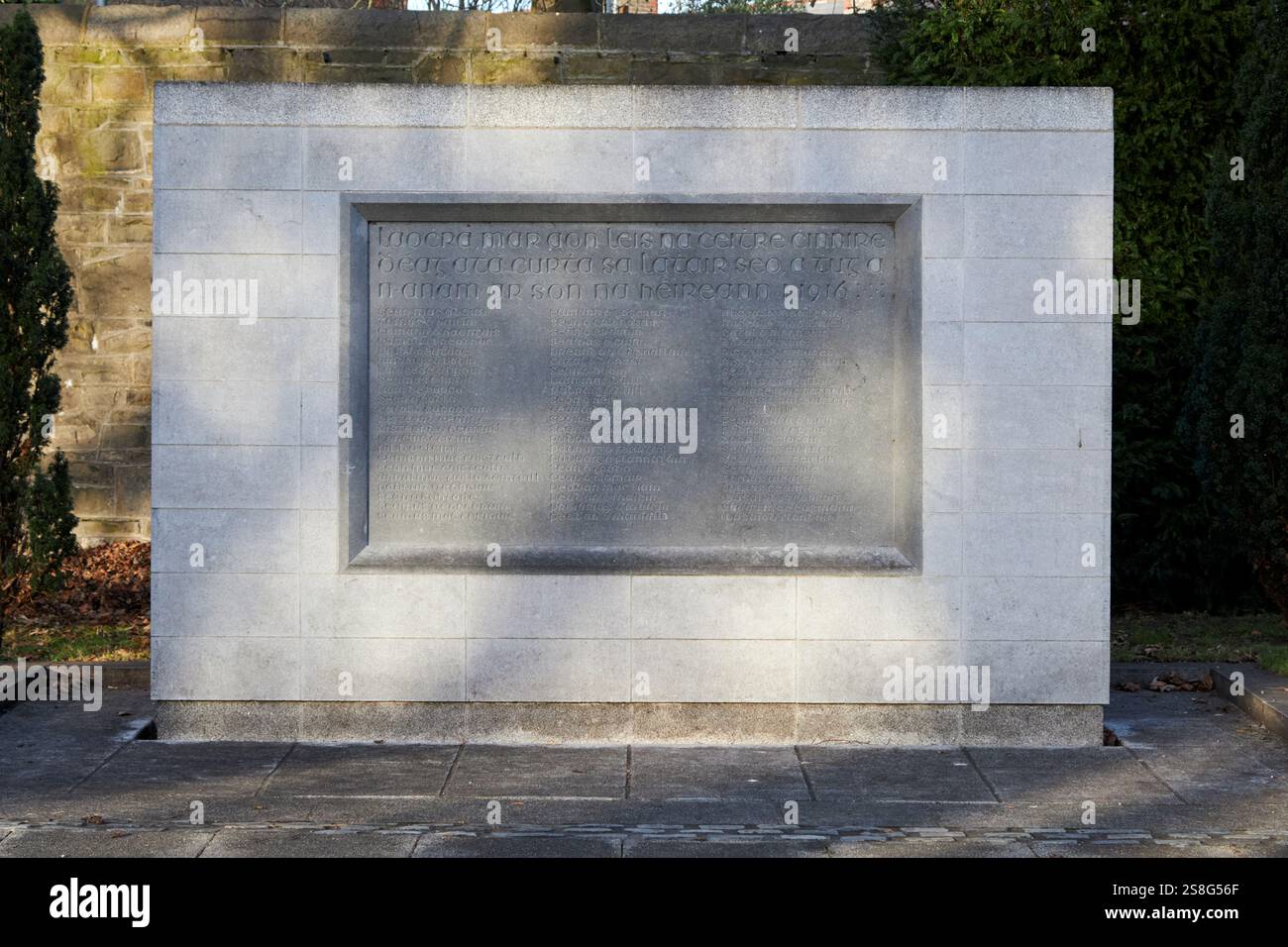 names of those killed during the easter rising 1916 on a memorial in ...
