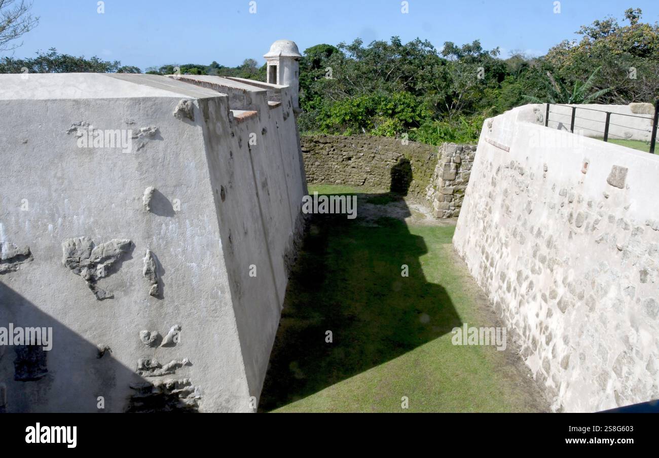 Colon, USA. 12th Jan, 2025. The ruins of Fort San Lorenzo near Colon ...