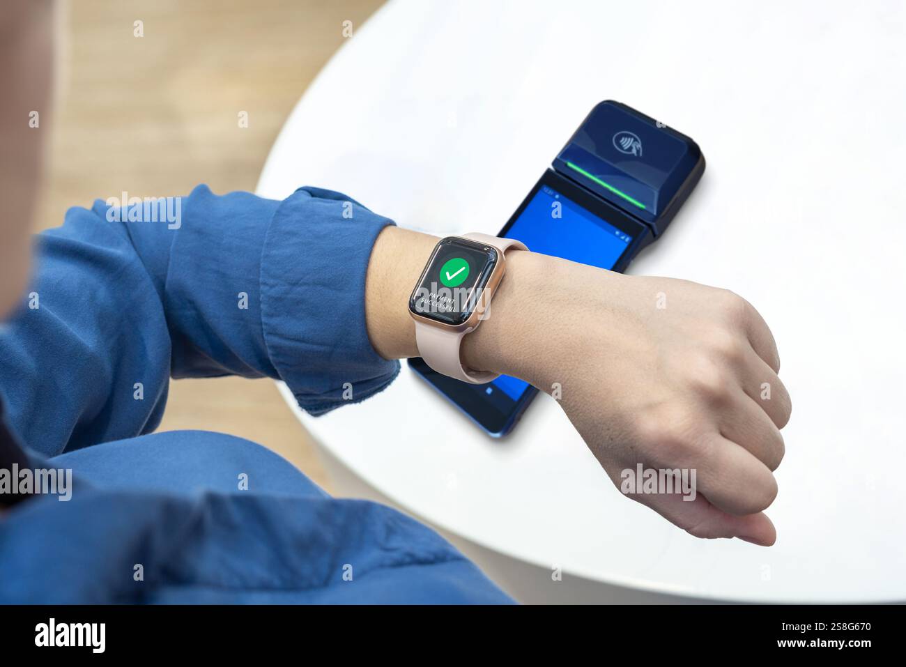 Contactless wearable payment fintech hi-res stock photography and ...