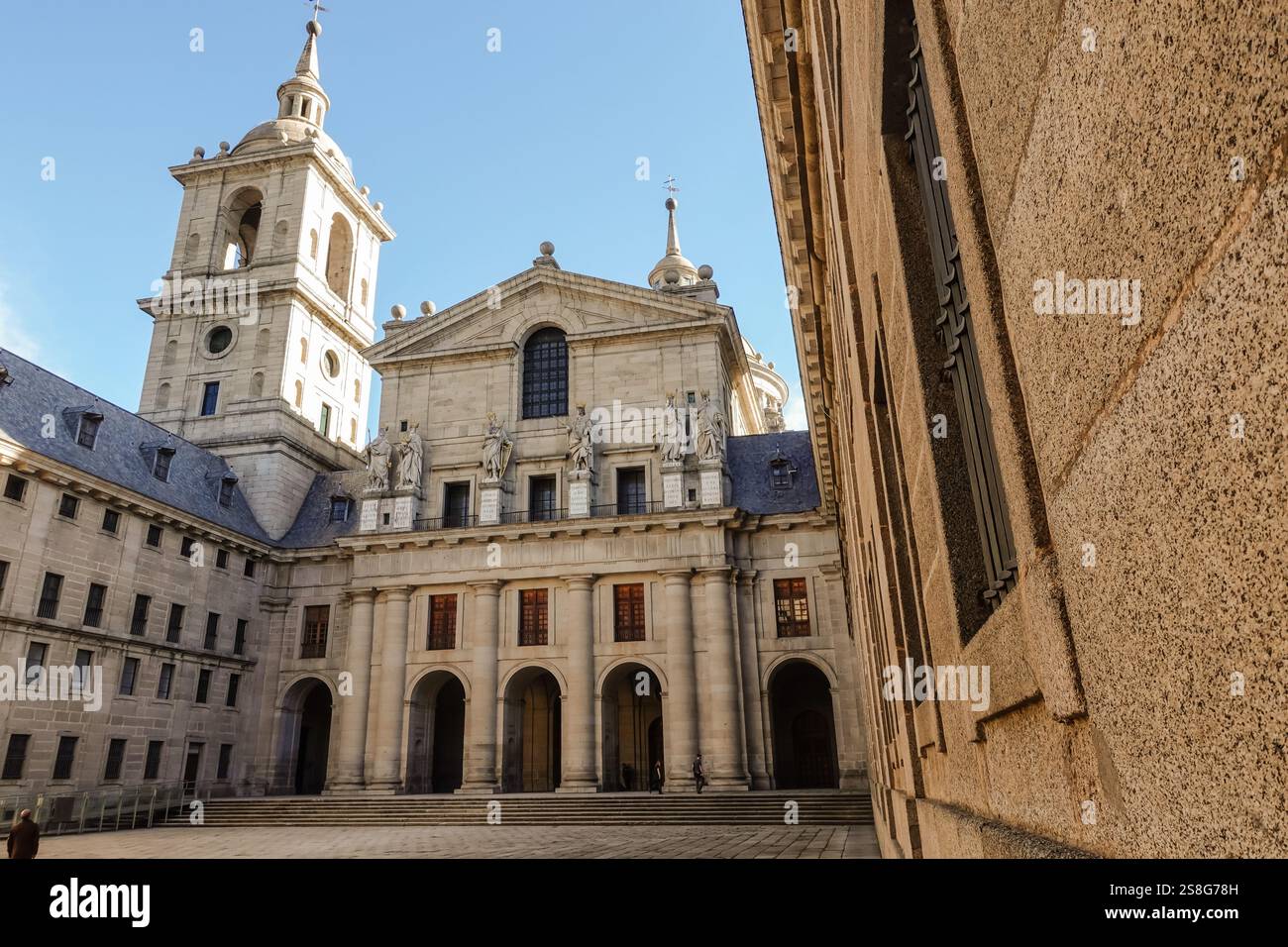 Courtyard of the Kings and the Basilica. inside the Royal Site of San ...