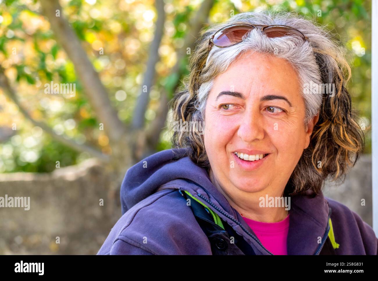 Pina Monne, Frauenportrait und Künstlerin, Tinnura, Europa, Provinz ...