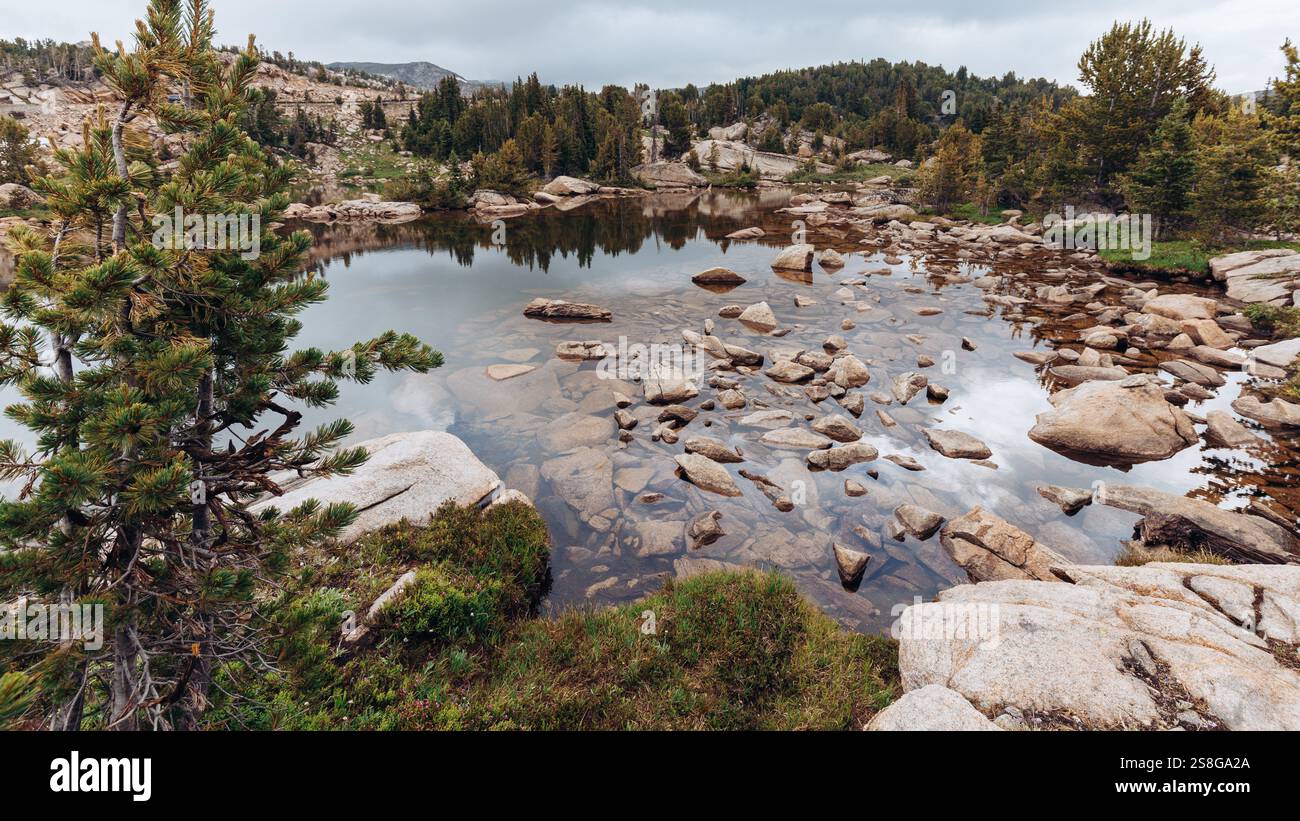 Montana Landscape Absaroka Beartooth Highway Mountain Alpine Lake Water ...