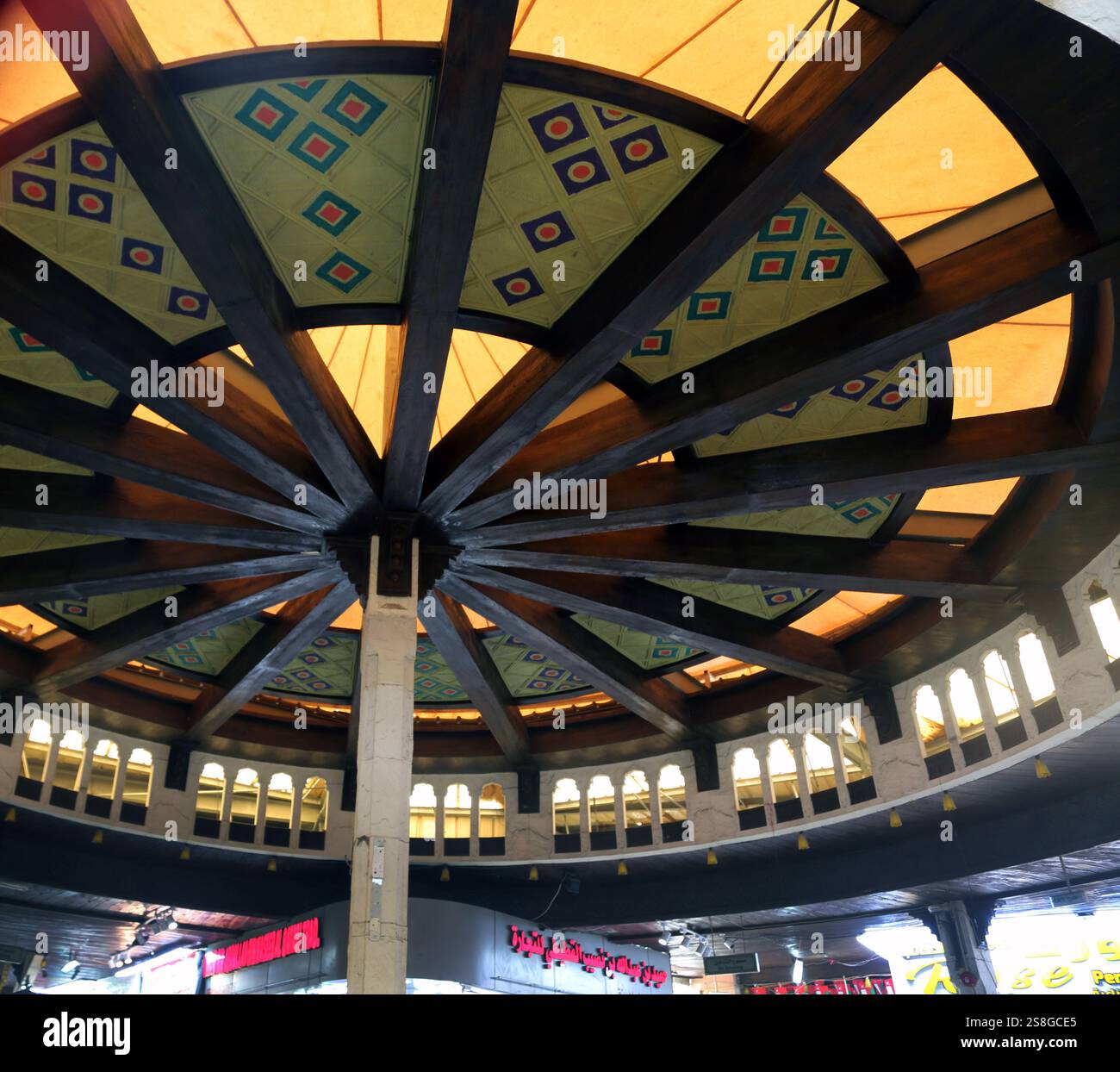 Timber ceiling hi-res stock photography and images - Alamy