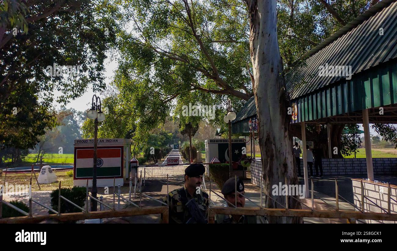 Indian Border Security Force (BSF) soldiers keep vigil at the India ...